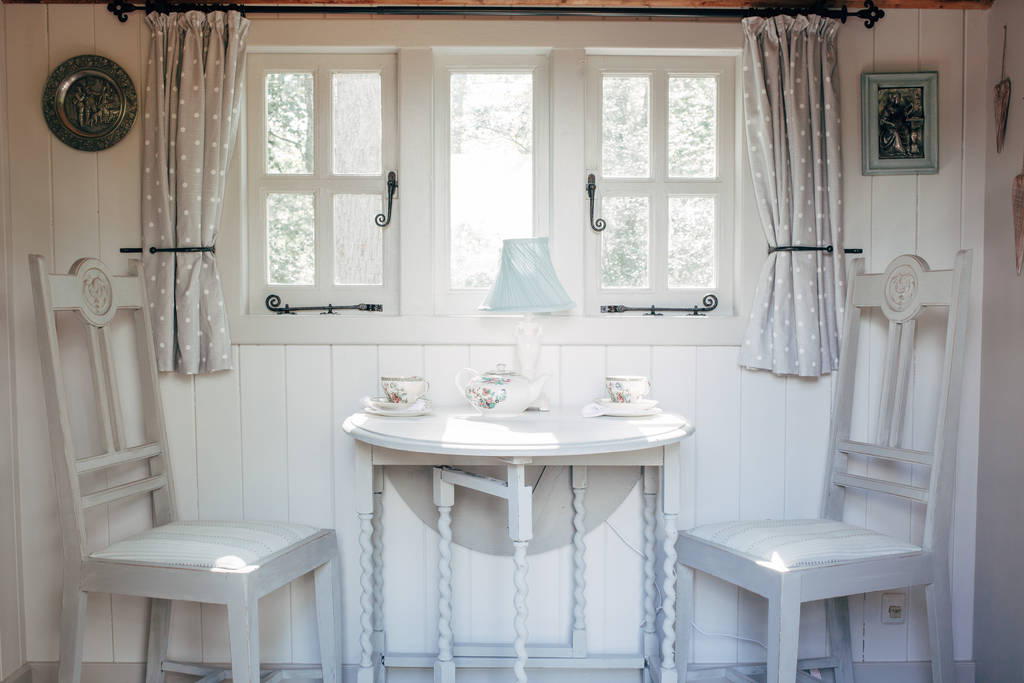 Sergeant Troy | Shepherd's hut in Kent | Canopy & Stars