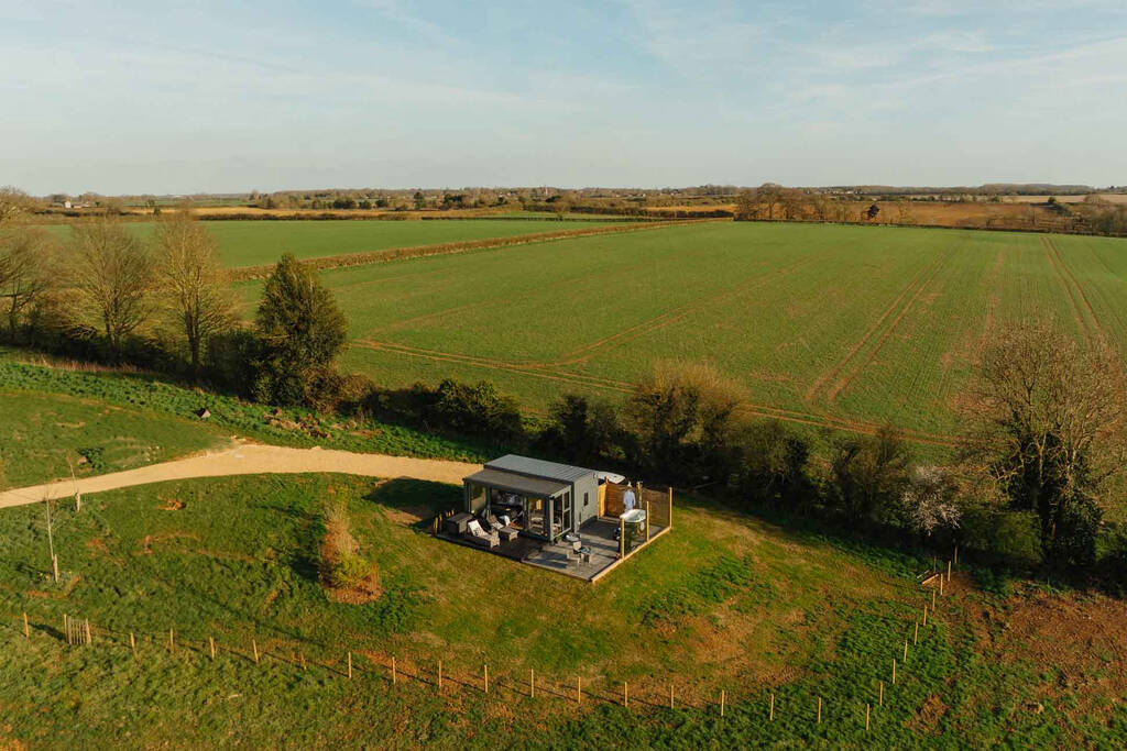 The Den at Lazy Fox Hideaway | Cabin in Rutland | Canopy & Stars