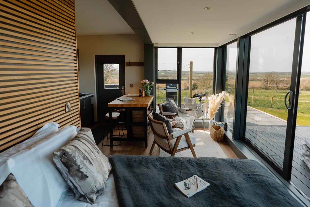 The Den at Lazy Fox Hideaway | Cabin in Rutland | Canopy & Stars