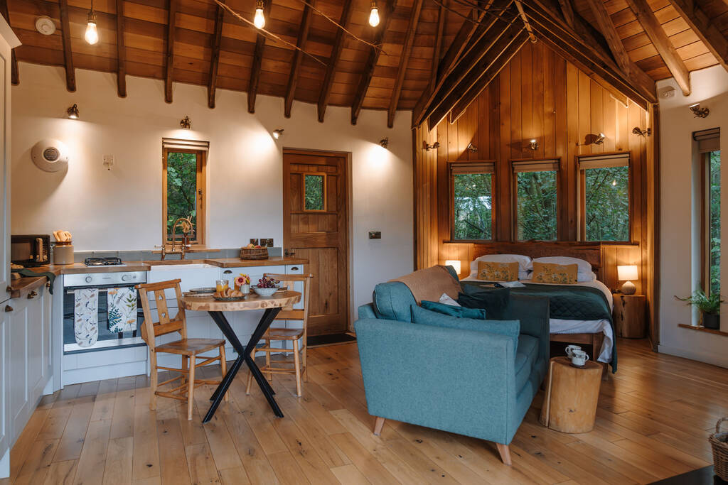 Panford Beck Treehouse | Treehouse in Norfolk | Canopy & Stars