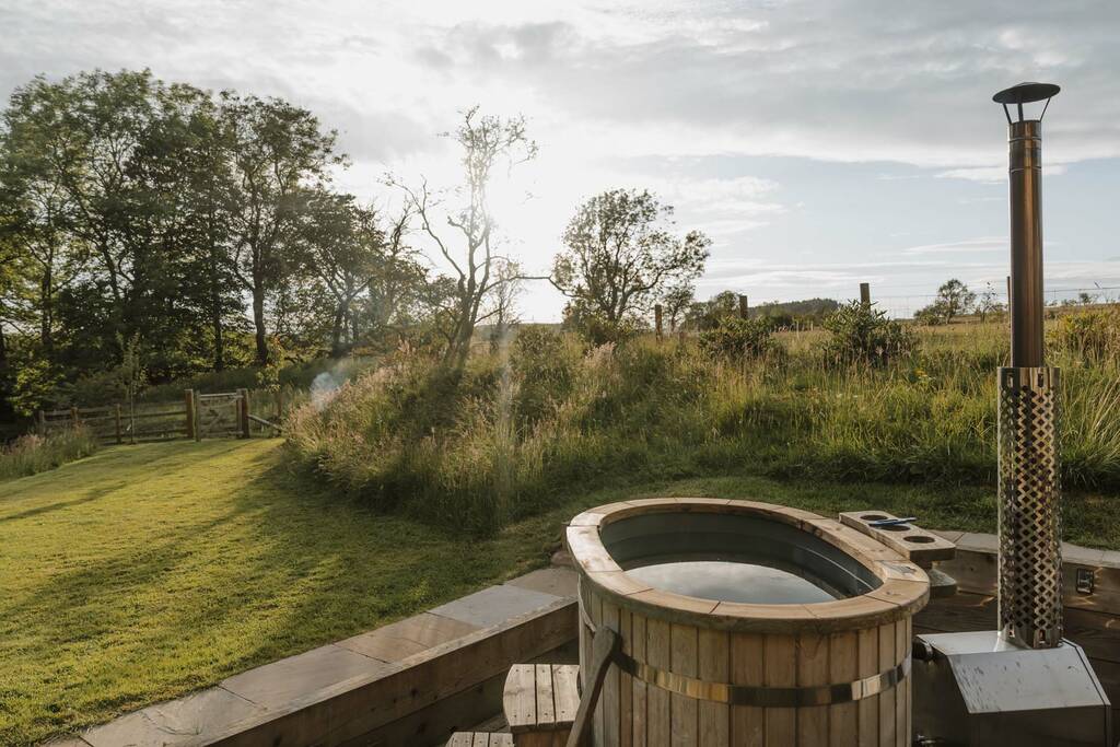 Swinburne | Shepherd's hut in Northumberland | Canopy & Stars
