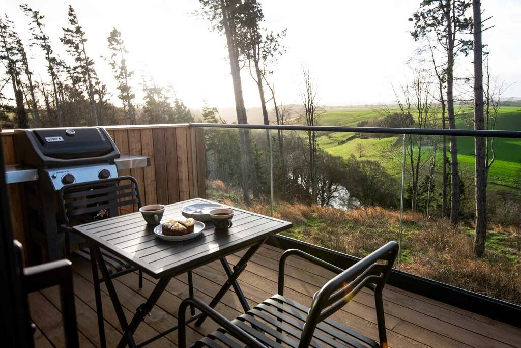 Howlet | Cabin in Northumberland | Canopy & Stars