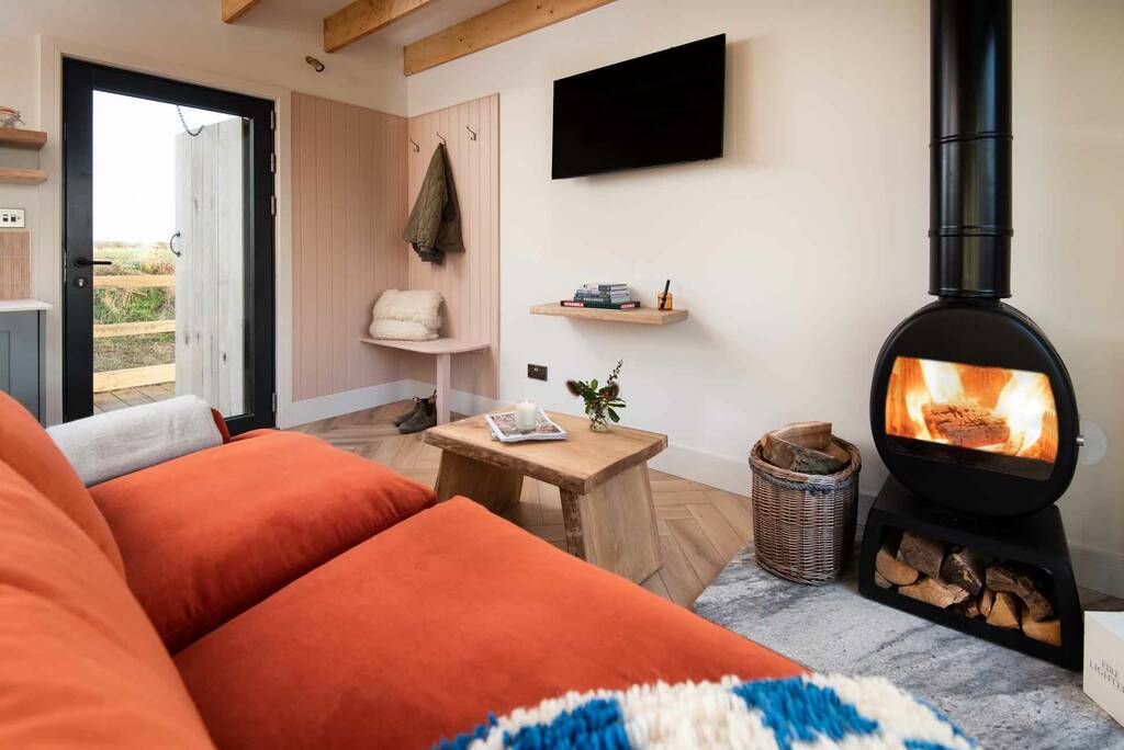Howlet | Cabin in Northumberland | Canopy & Stars