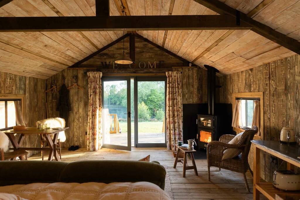 The Cabin at Leys Farm | Cabin in Oxfordshire | Canopy & Stars