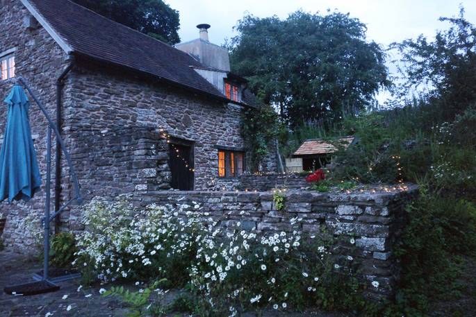 Damson Cottage | Cottage in Shropshire | Canopy & Stars