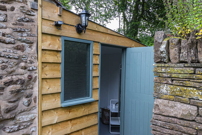 Damson Cottage | Cottage in Shropshire | Canopy & Stars