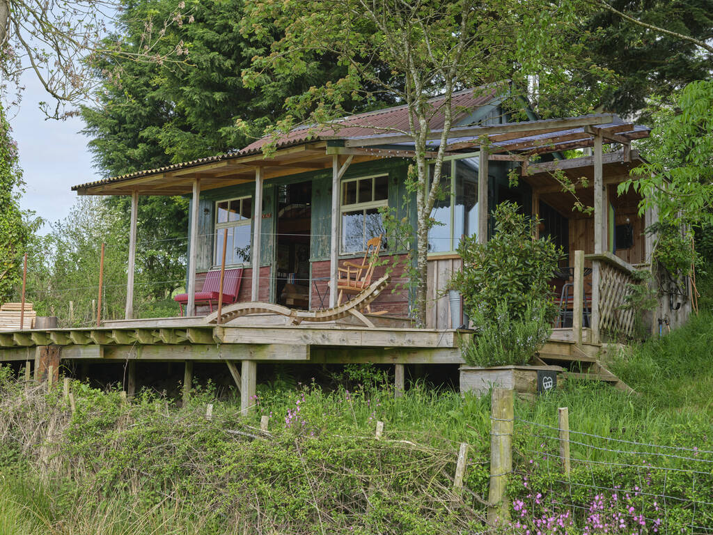 The Duck Hut | Cabin in Shropshire | Canopy & Stars