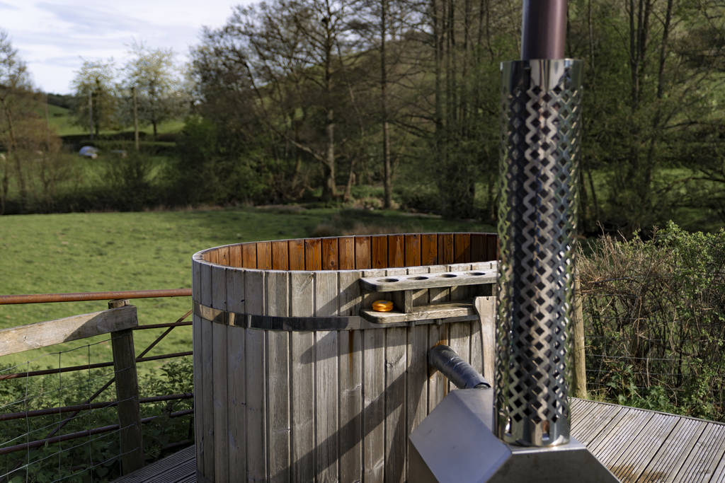 Aether's Tilt | Cabin in Shropshire | Canopy & Stars