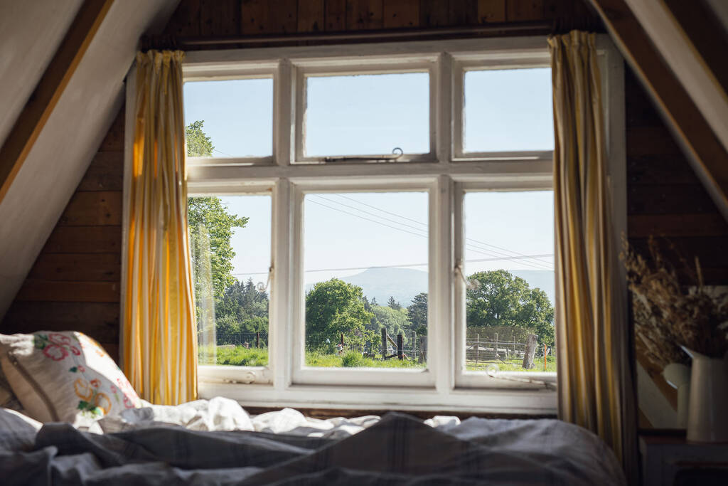 The Bivvy | Cabin in Shropshire | Canopy & Stars