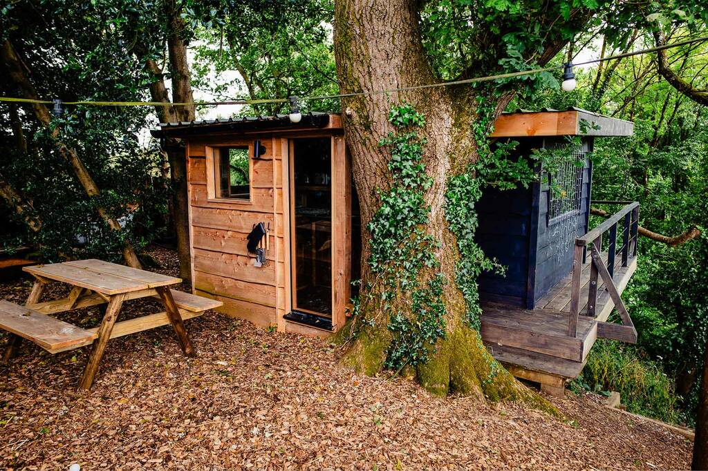 Venner Heights | Treehouse in Somerset | Canopy & Stars