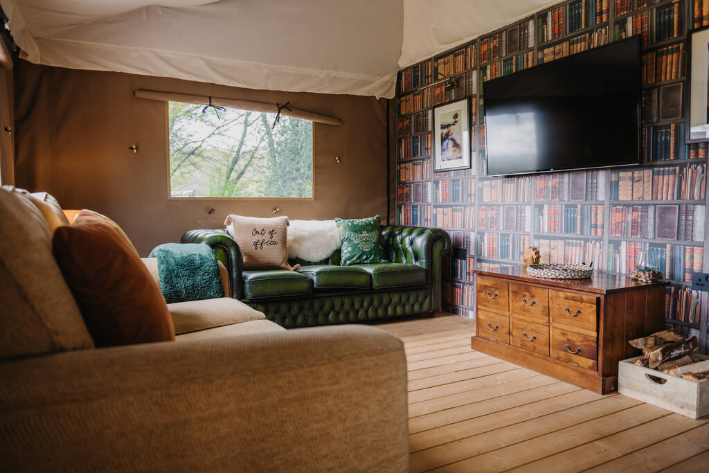 Fauna | Safari tent in Devon | Canopy & Stars