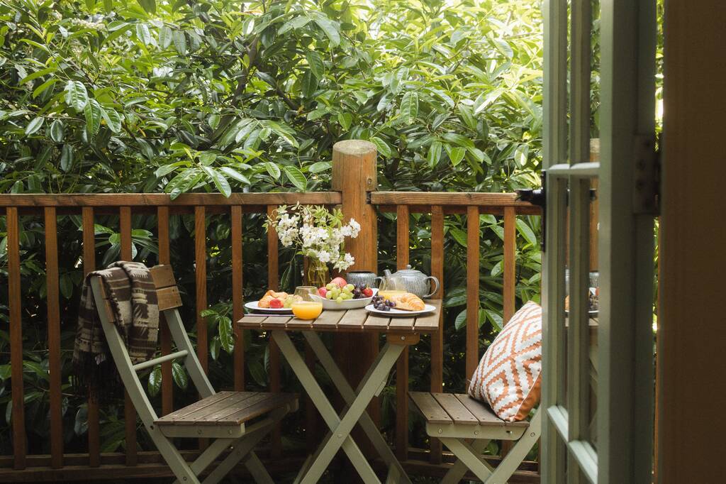 Harptree Tree House | Treehouse in Bath & N.E. Somerset | Canopy & Stars