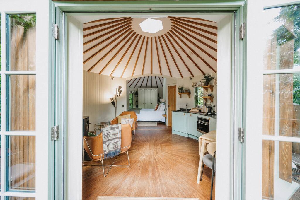 Harptree Tree House | Treehouse in Bath & N.E. Somerset | Canopy & Stars