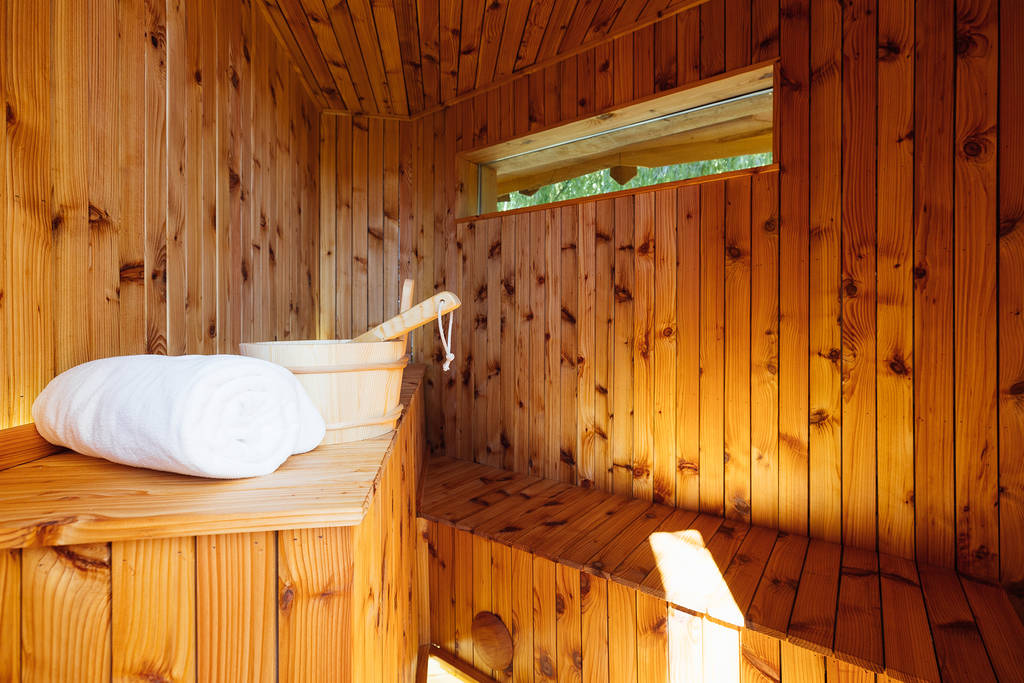 Pomeroy Treehouse | Treehouse in Somerset | Canopy & Stars