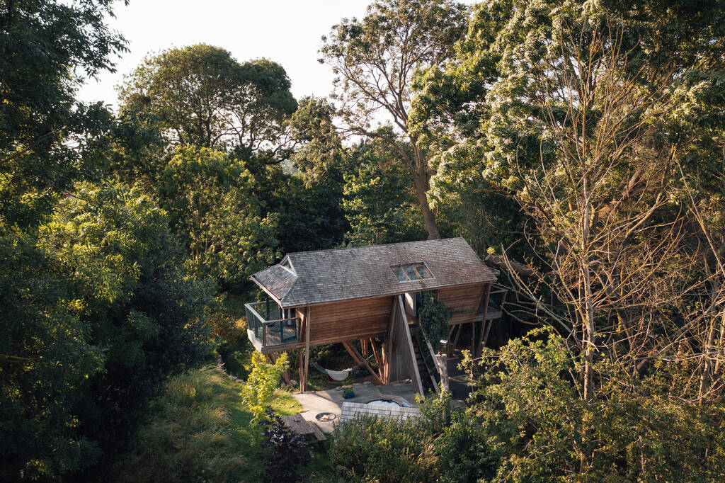 Orchard Rooms Treehouse | Treehouse in Somerset | Canopy & Stars
