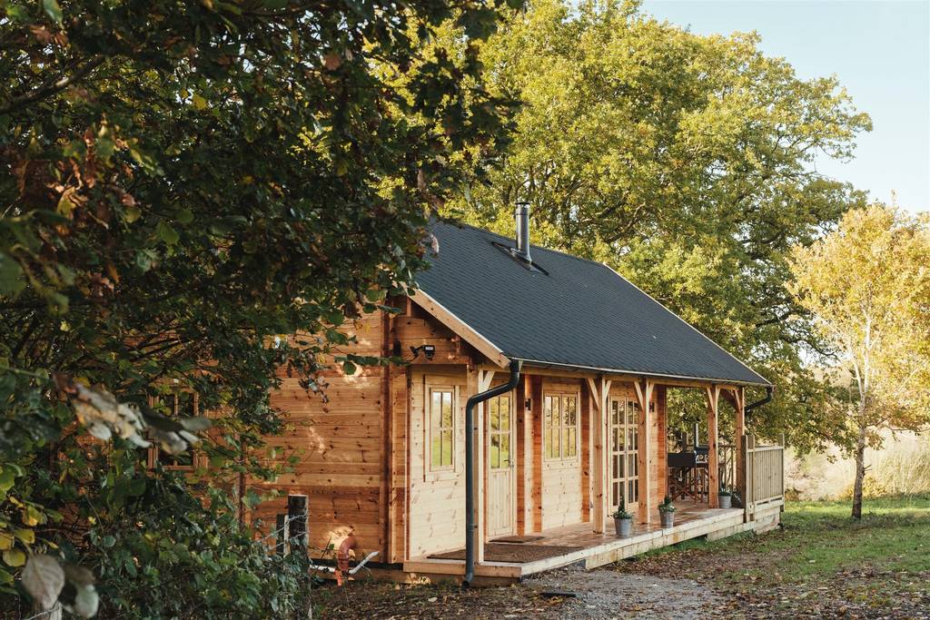 Daisy Chain Cabin | Cabin in Sussex | Canopy & Stars