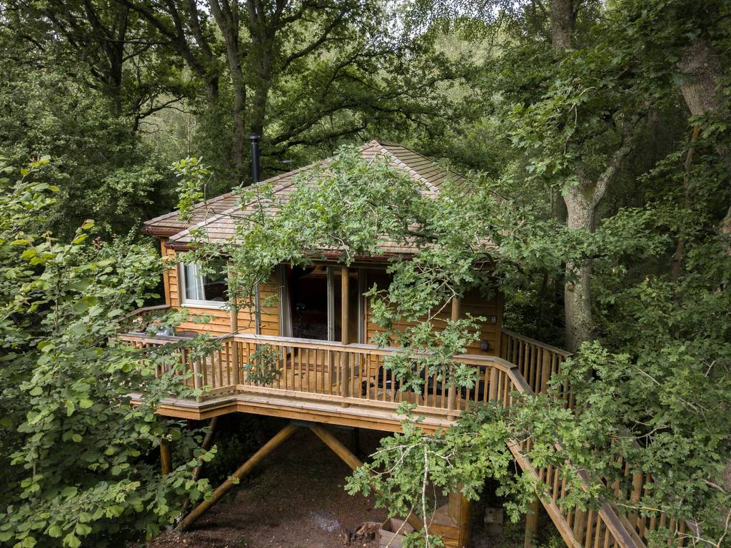 Tinkers Treehouse | Treehouse in East Sussex | Canopy & Stars