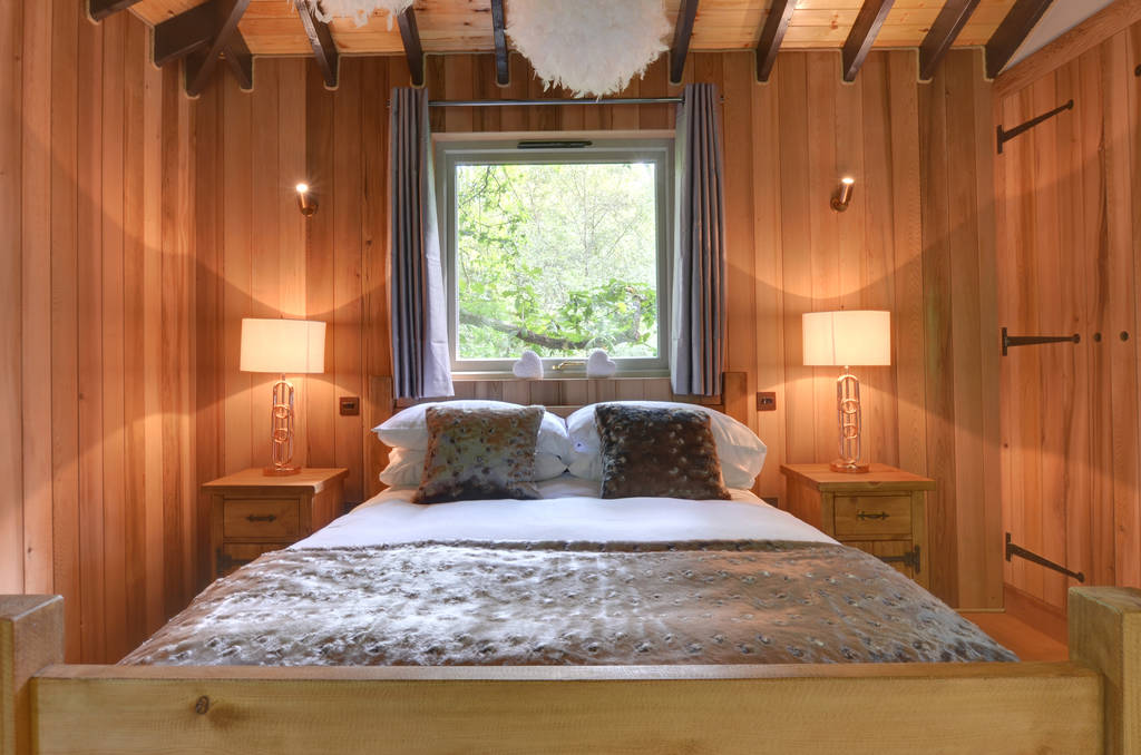 Tinkers Treehouse | Treehouse in East Sussex | Canopy & Stars