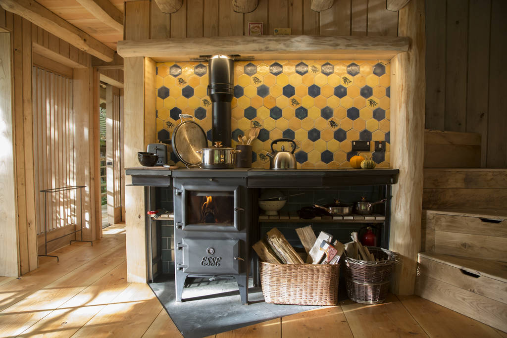 Dumbledore at Wilderness Wood | Treehouse in Sussex | Canopy & Stars