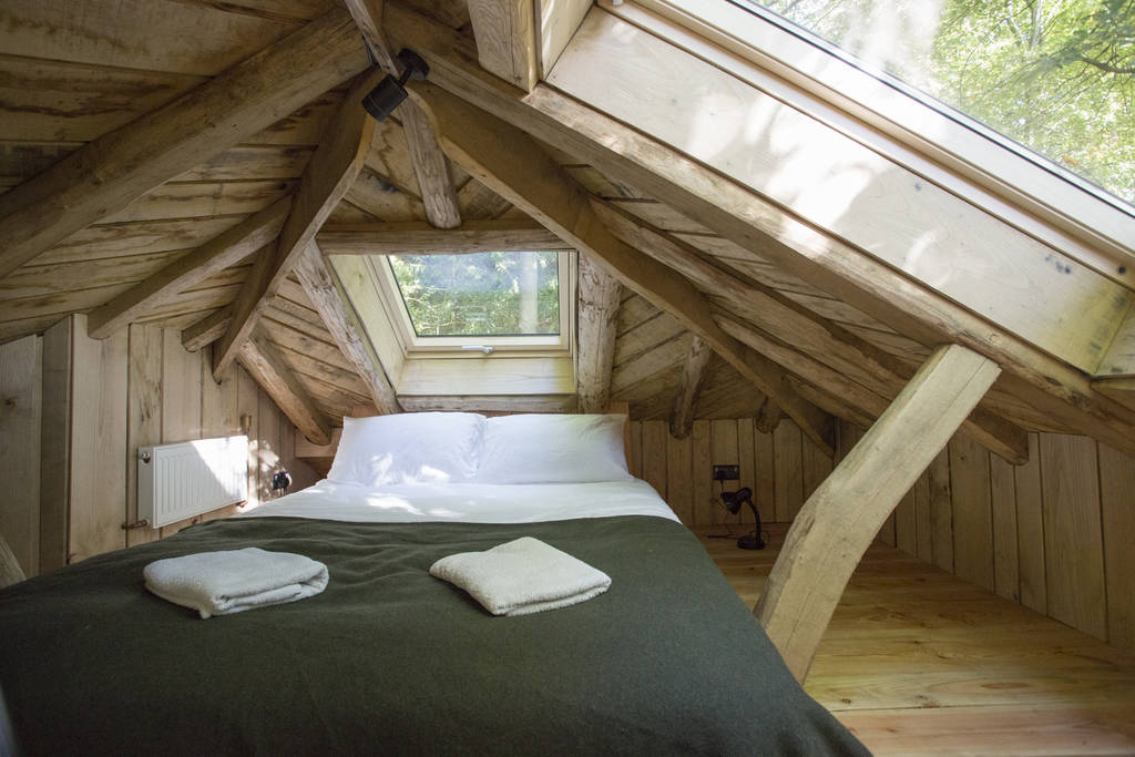 Yaffle at Wilderness Wood | Treehouse in Sussex | Canopy & Stars
