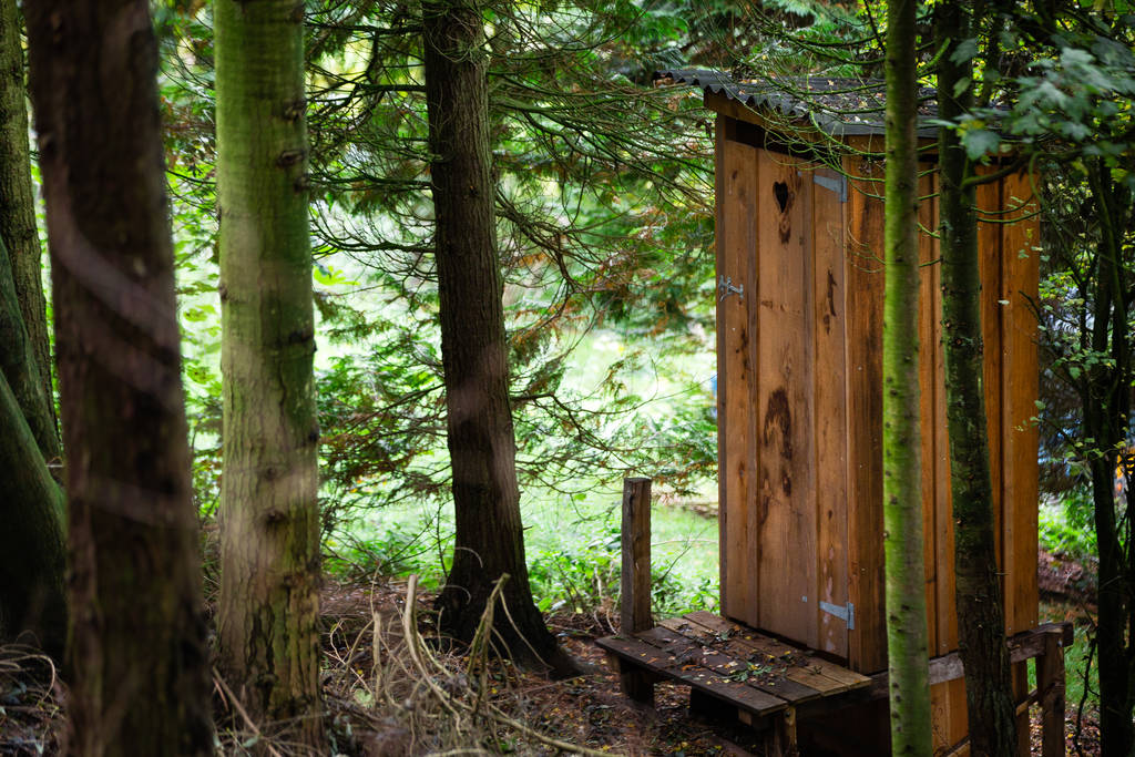 Puckshipton Treehouse | Treehouse in Wiltshire | Canopy & Stars