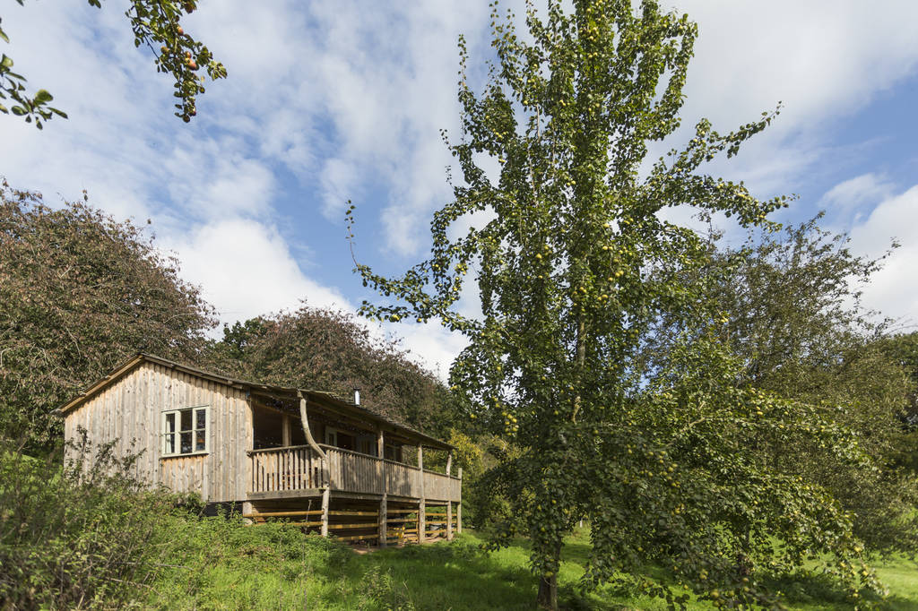 The Damson Cabin | Cabin in Worcestershire | Canopy & Stars