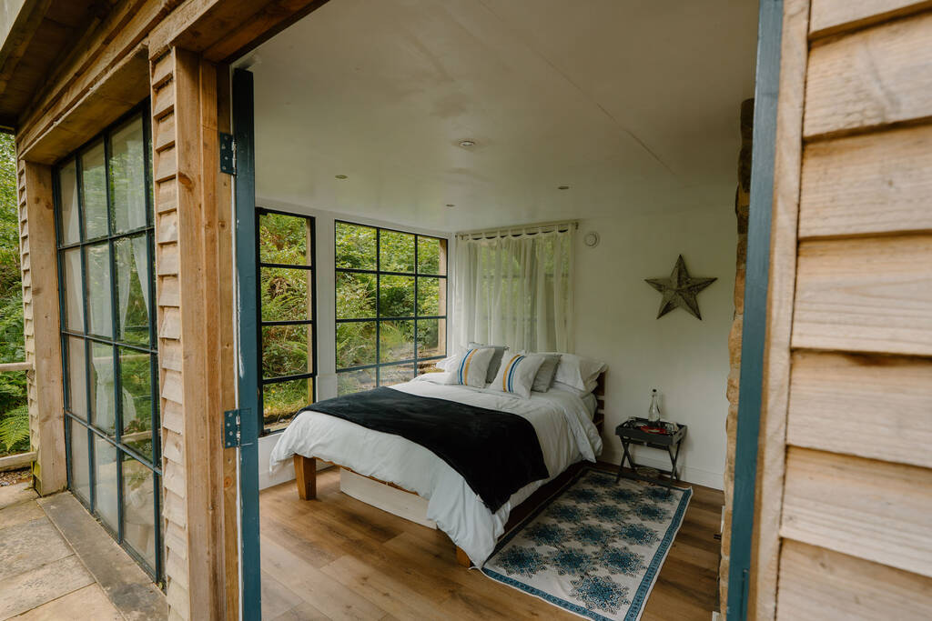 Falling Water | Cabin in Yorkshire | Canopy & Stars