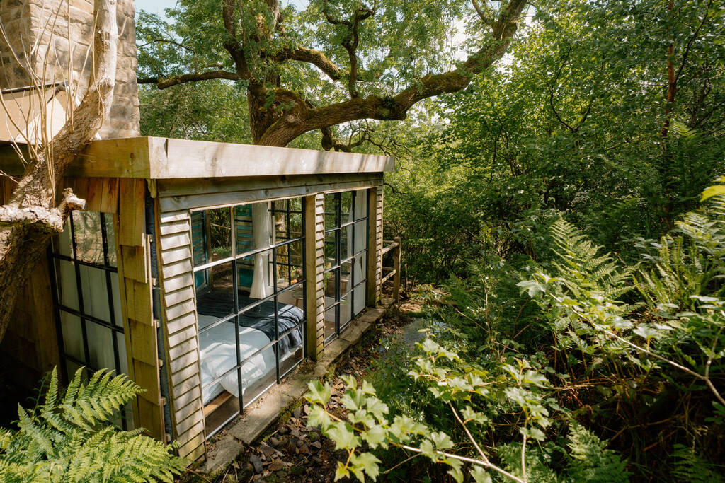 Falling Water | Cabin in Yorkshire | Canopy & Stars
