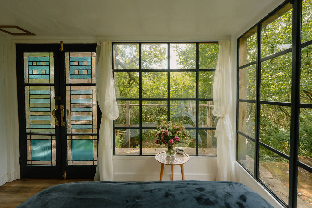 Falling Water | Cabin in Yorkshire | Canopy & Stars