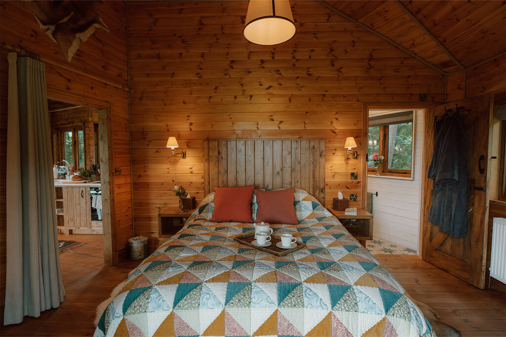 Galtres Treehouse | Treehouse in Yorkshire | Canopy & Stars