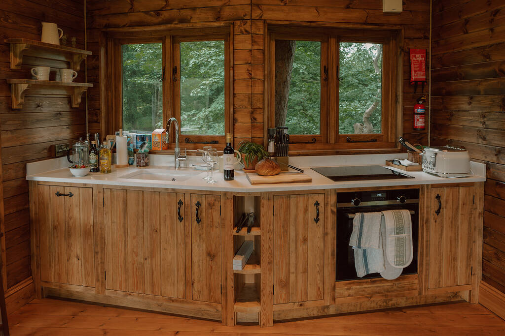 Galtres Treehouse | Treehouse in Yorkshire | Canopy & Stars