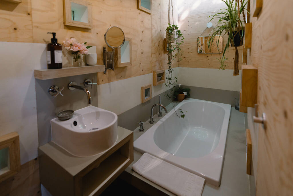 Brockloch Treehouse | Treehouse in Dumfries & Galloway | Canopy & Stars