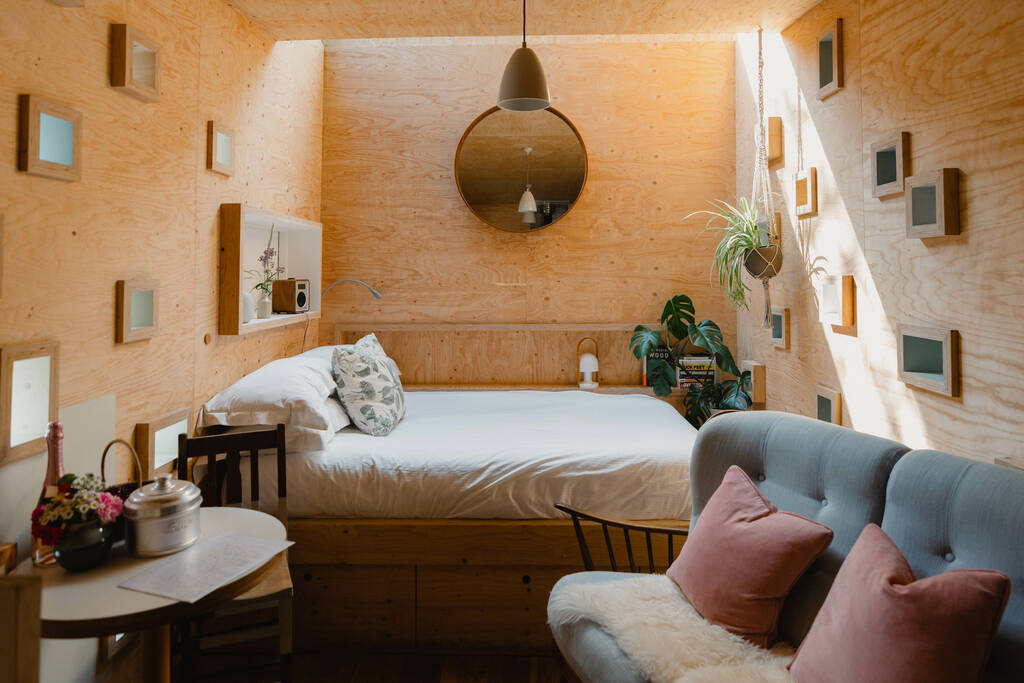 Brockloch Treehouse | Treehouse in Dumfries & Galloway | Canopy & Stars