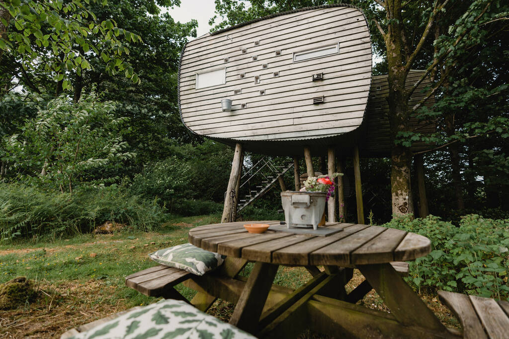 Brockloch Treehouse | Treehouse in Dumfries & Galloway | Canopy & Stars