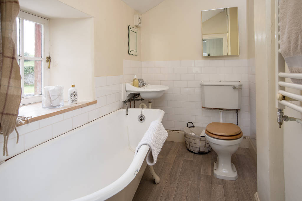 High Lodge | Bothy in Dumfries & Galloway | Canopy & Stars