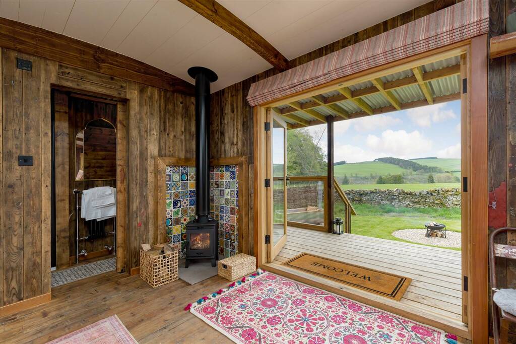 The Resting House | Shepherd's hut in Scottish Borders | Canopy & Stars