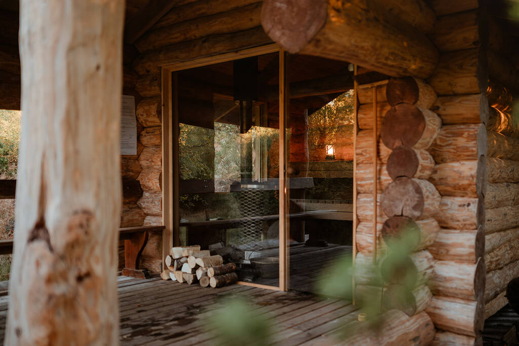 The Bothy at Inshriach | Bothy in Highland | Canopy & Stars