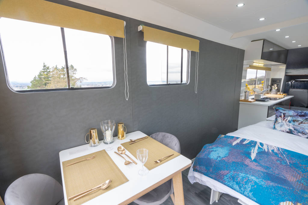 Thistle | Horsebox in Perth & Kinross | Canopy & Stars