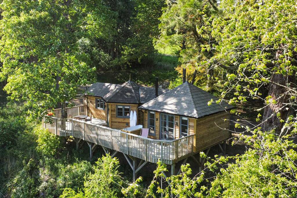 The Yair Treehouse | Treehouse in Scottish Borders | Canopy & Stars