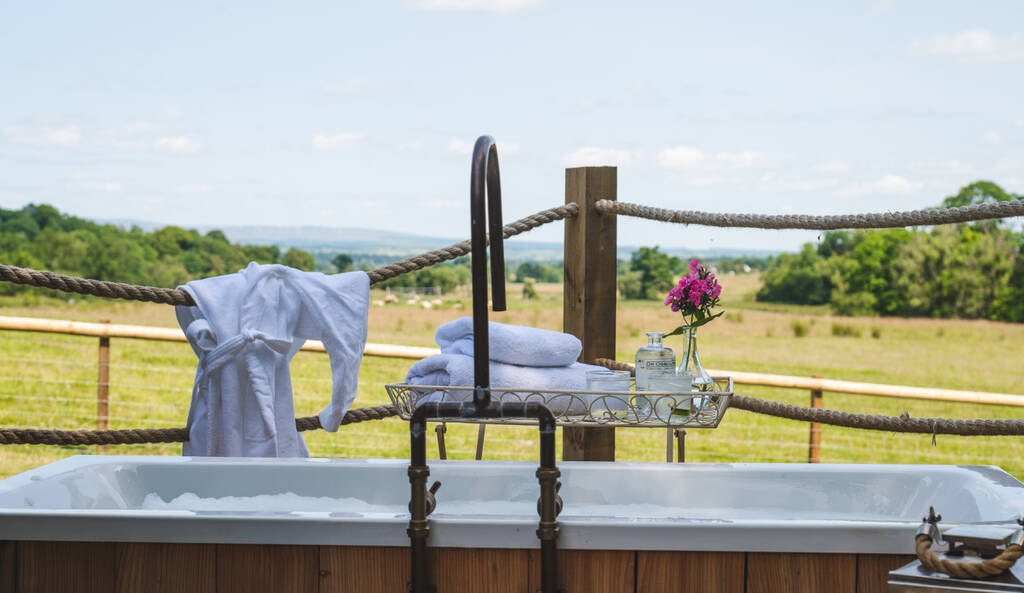 The Wee Trailer | Wagon in Stirling | Canopy & Stars