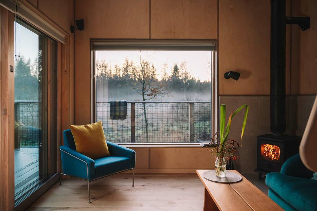 Brock | Cabin in Stirling | Canopy & Stars