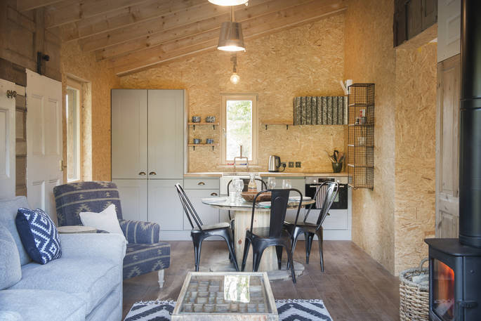 Treecreeper Treehouse | Treehouse in Stirling | Canopy & Stars