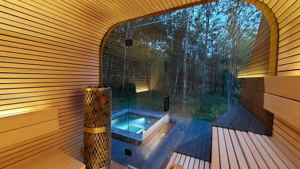 Treecreeper Treehouse | Treehouse in Stirling | Canopy & Stars