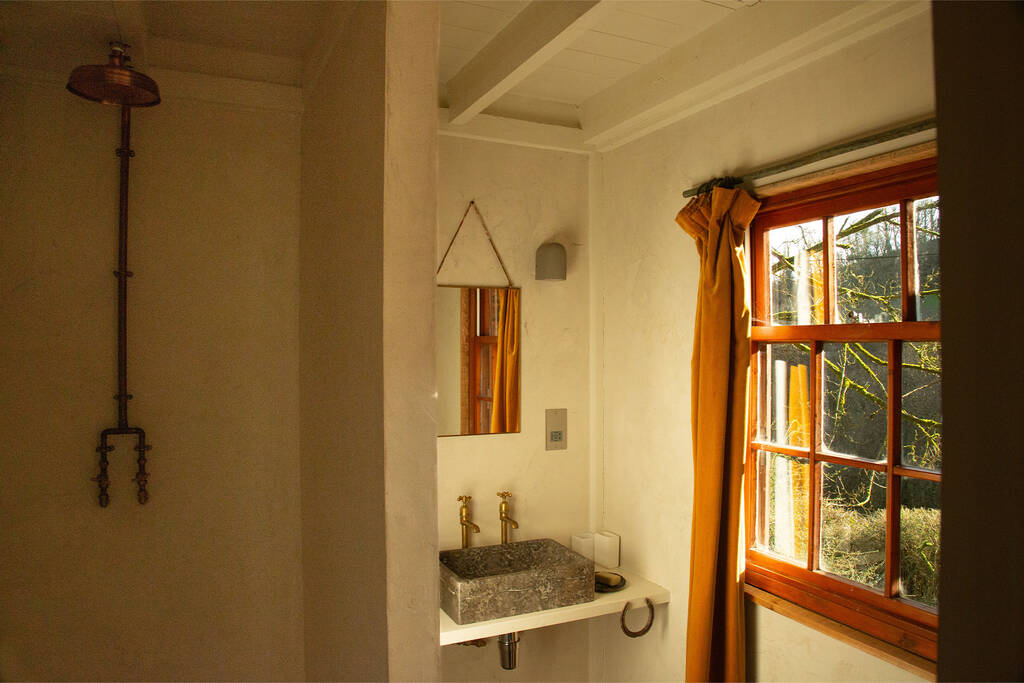 Y Caban | Cabin in Pembrokeshire | Canopy & Stars