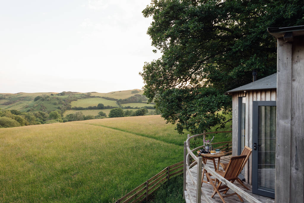 Ty'r Onnen Treehouse | Treehouse in Ceredigion | Canopy & Stars