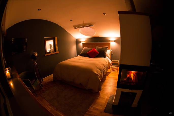 The Decoy Bunker | Cabin in Monmouthshire | Canopy & Stars