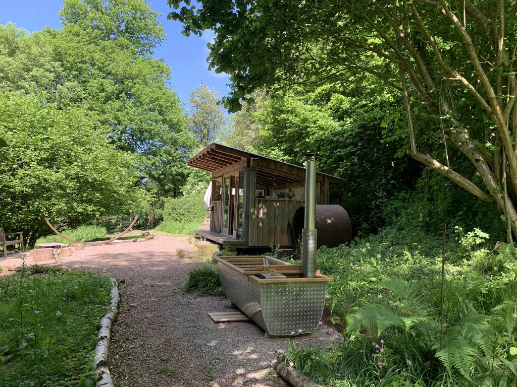 Oak Apple Tree Tent | Pod in Monmouthshire | Canopy & Stars