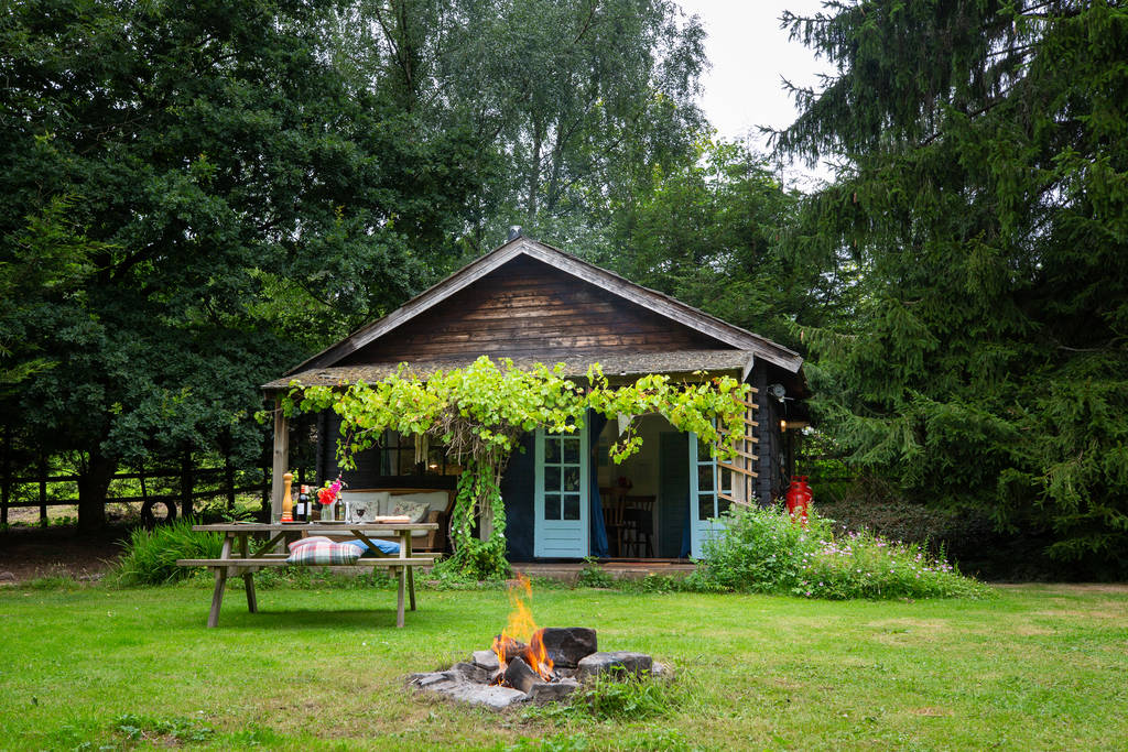 Hop Cabin | Cabin in Monmouthshire | Canopy & Stars