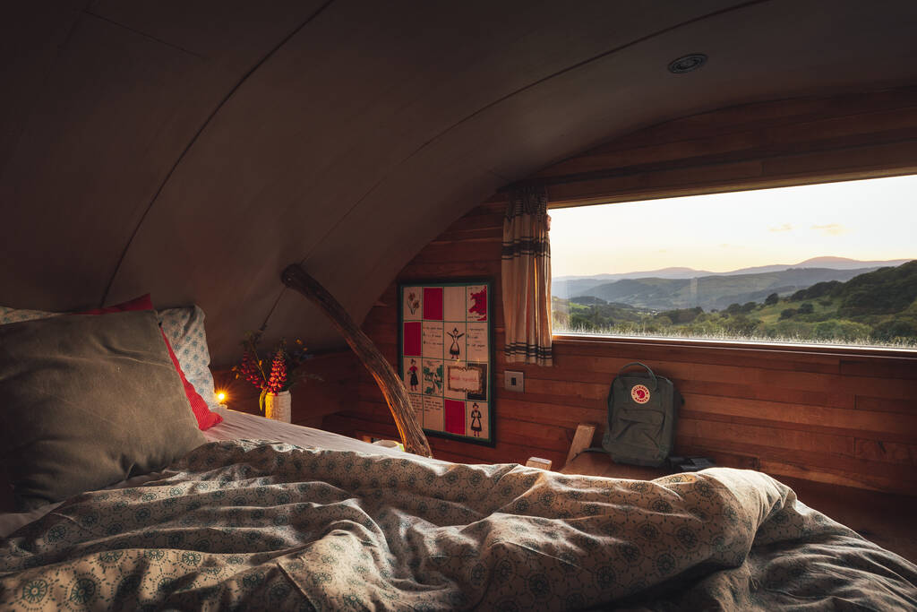 Caban Cadno | Cabin in Powys | Canopy & Stars