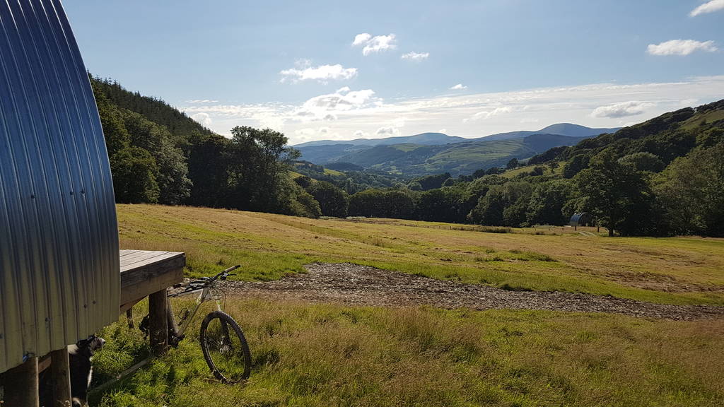 Caban Cadno | Cabin in Powys | Canopy & Stars